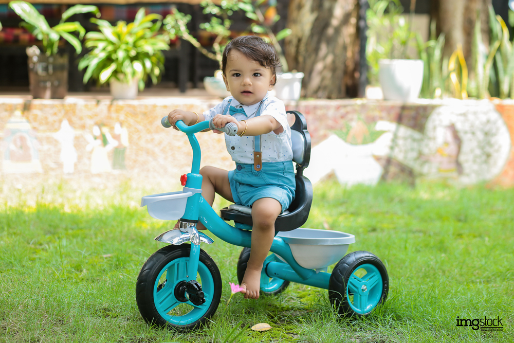 Avnish Photoshoot - imgstock